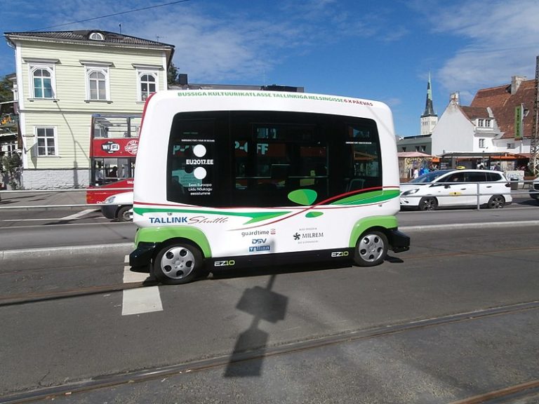 Driverless Bus Trial in Vienna Put on Hold after Incident | InterPlex ...
